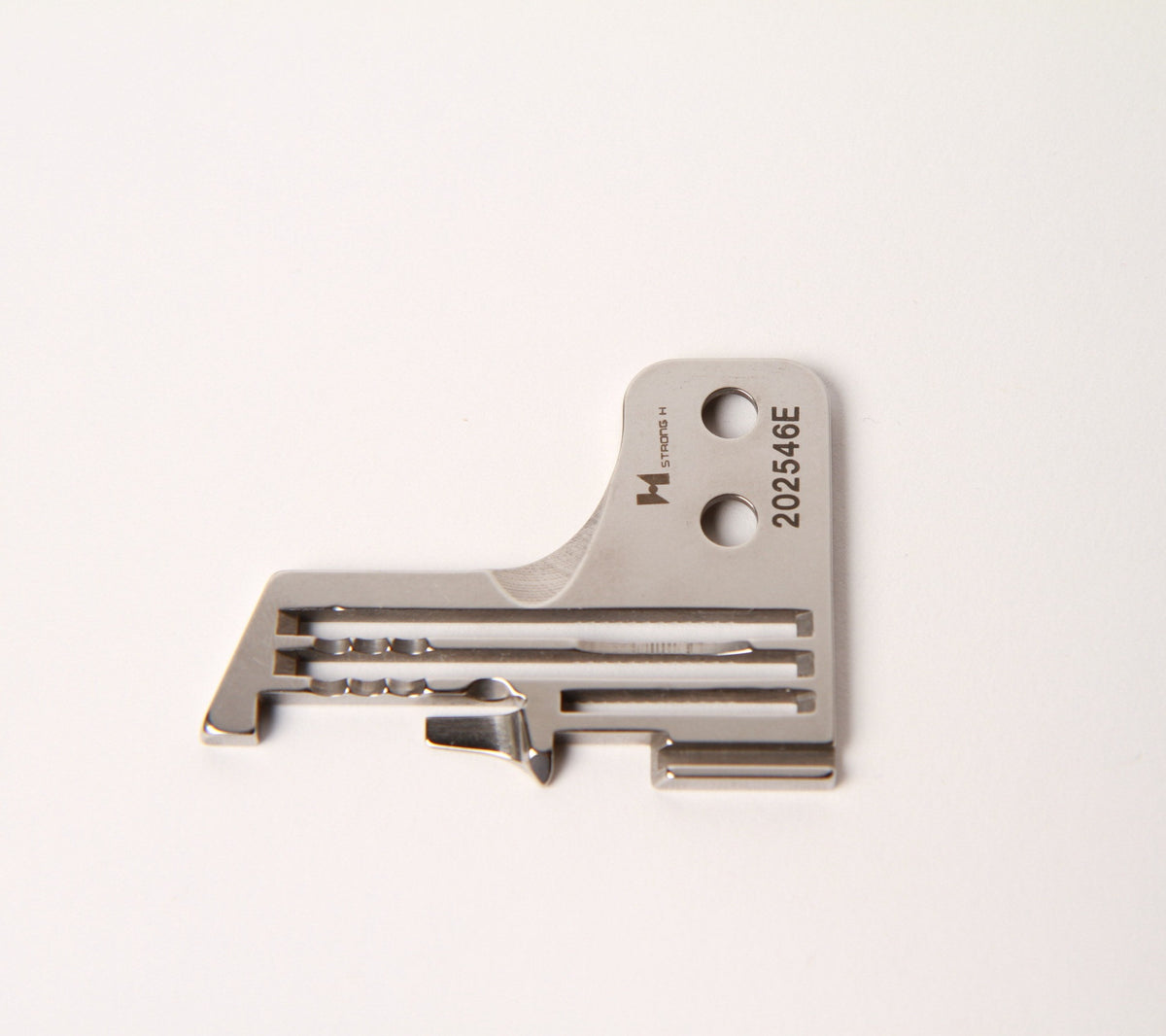 202546E-C Needle Plate for Merrow | ABC Sewing Machine – ABC Sewing ...